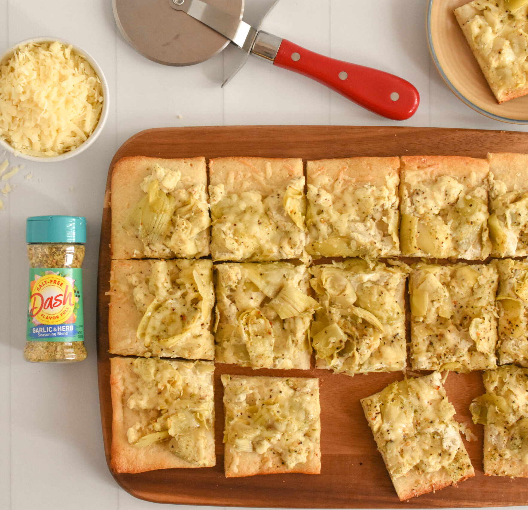 Tuscan Herb & Artichoke Pizza - Dash Salt-Free Products